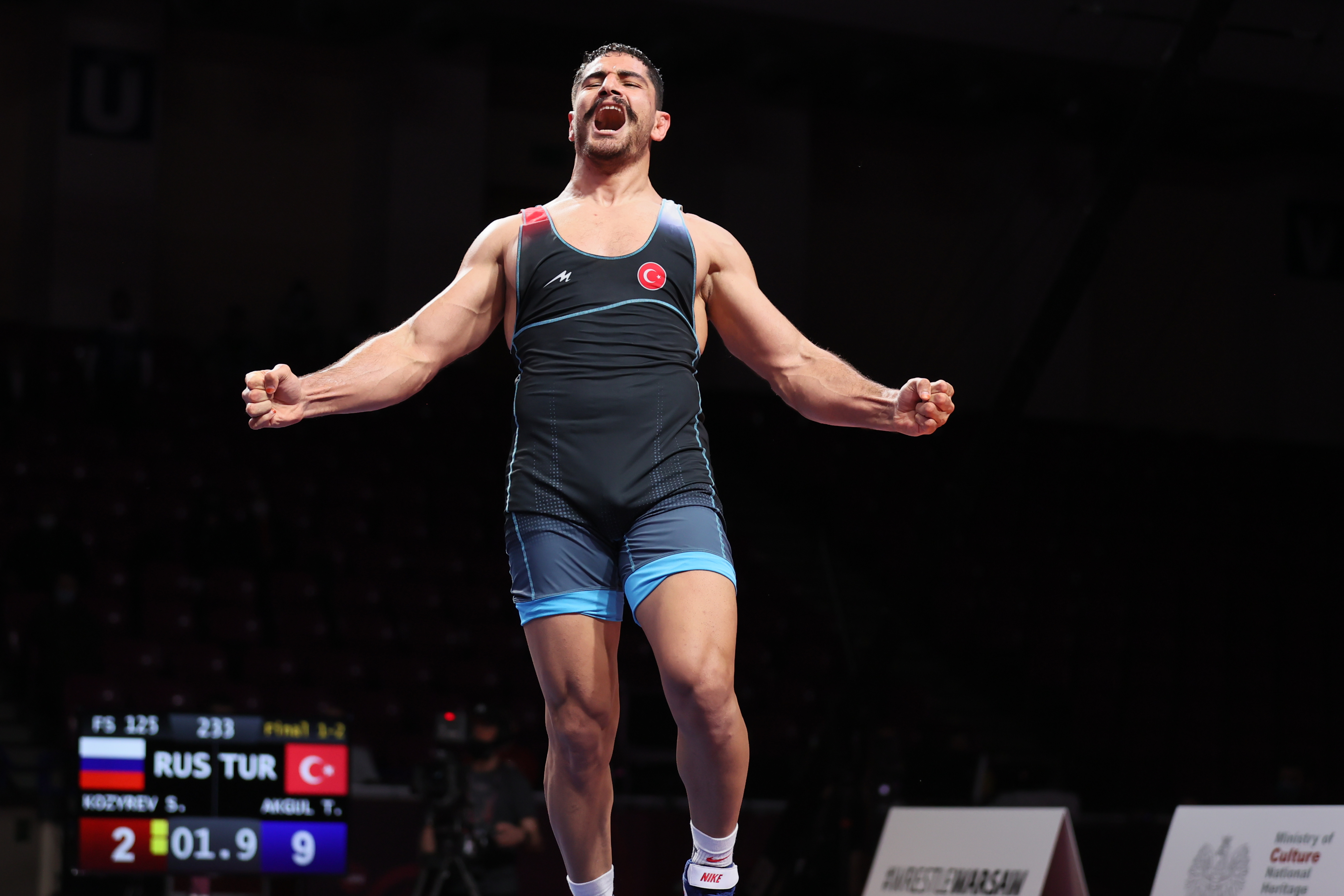 Stadnik Thrives in Return; Akgul Wins 8th Euro Title | United World ...