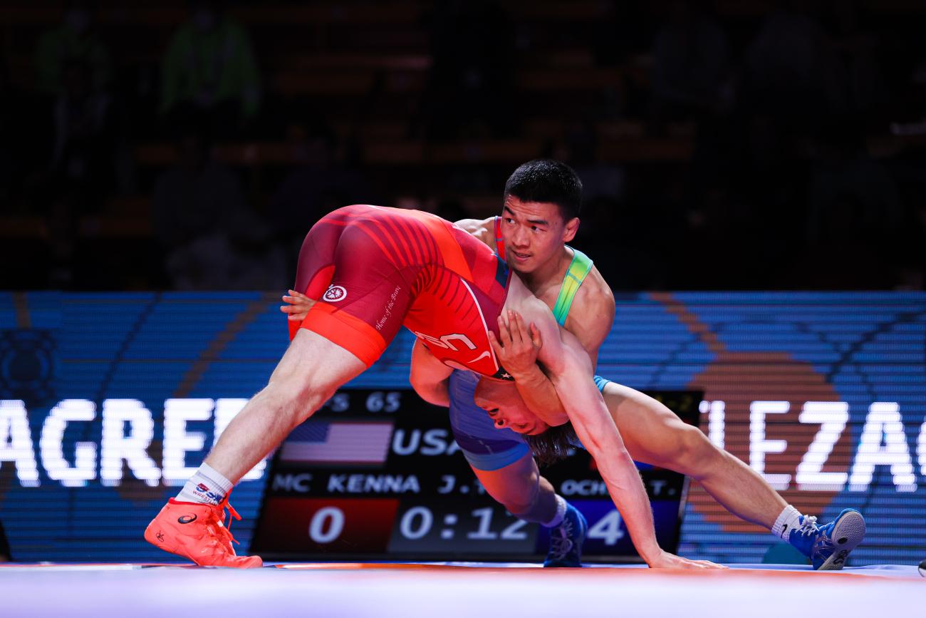 WATCH: Tumur-Ochir's underhook supremacy | United World Wrestling