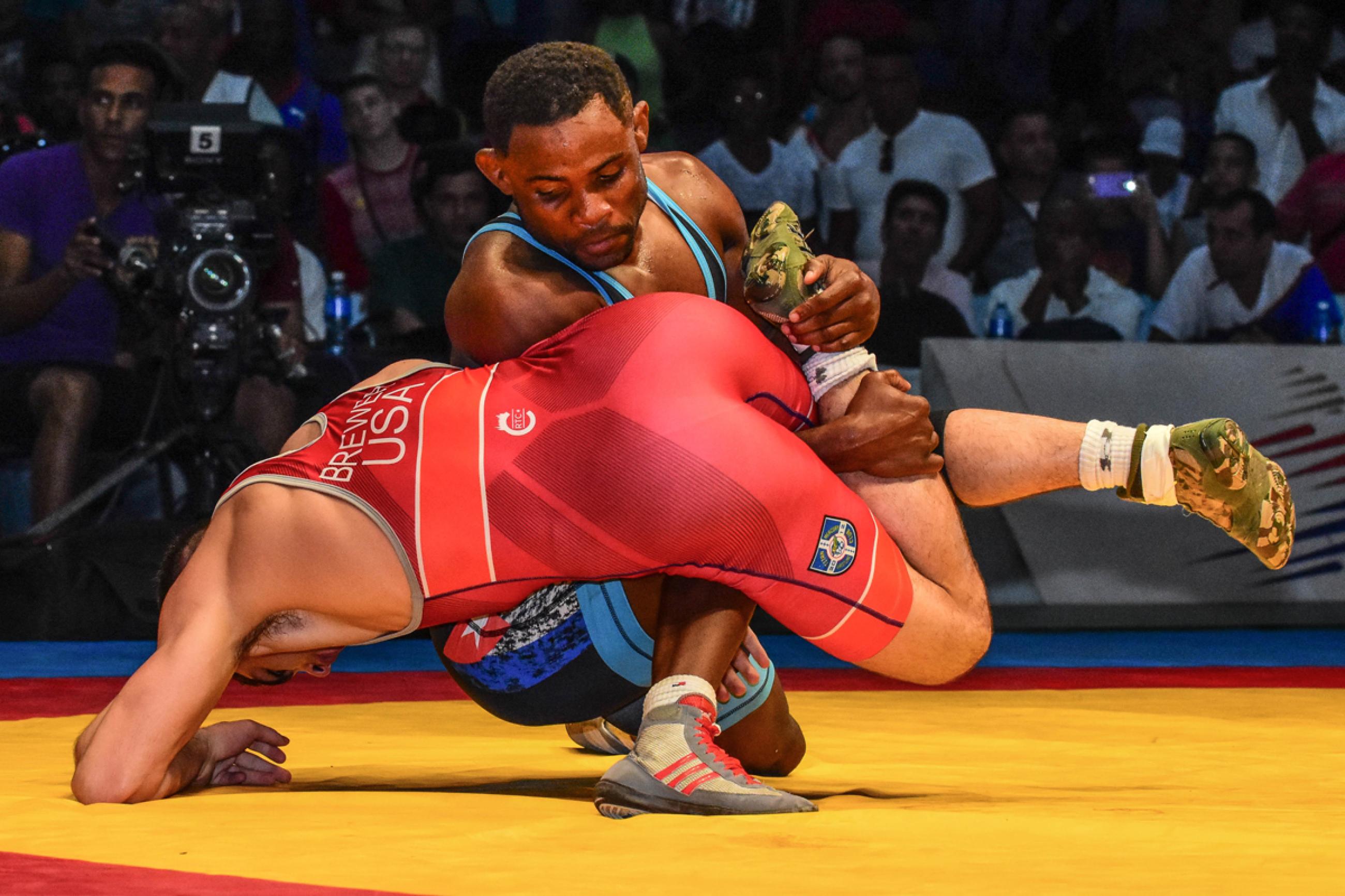 Akgul Flawless In Granma y Cerro Pelado Freestyle Finals | United World ...