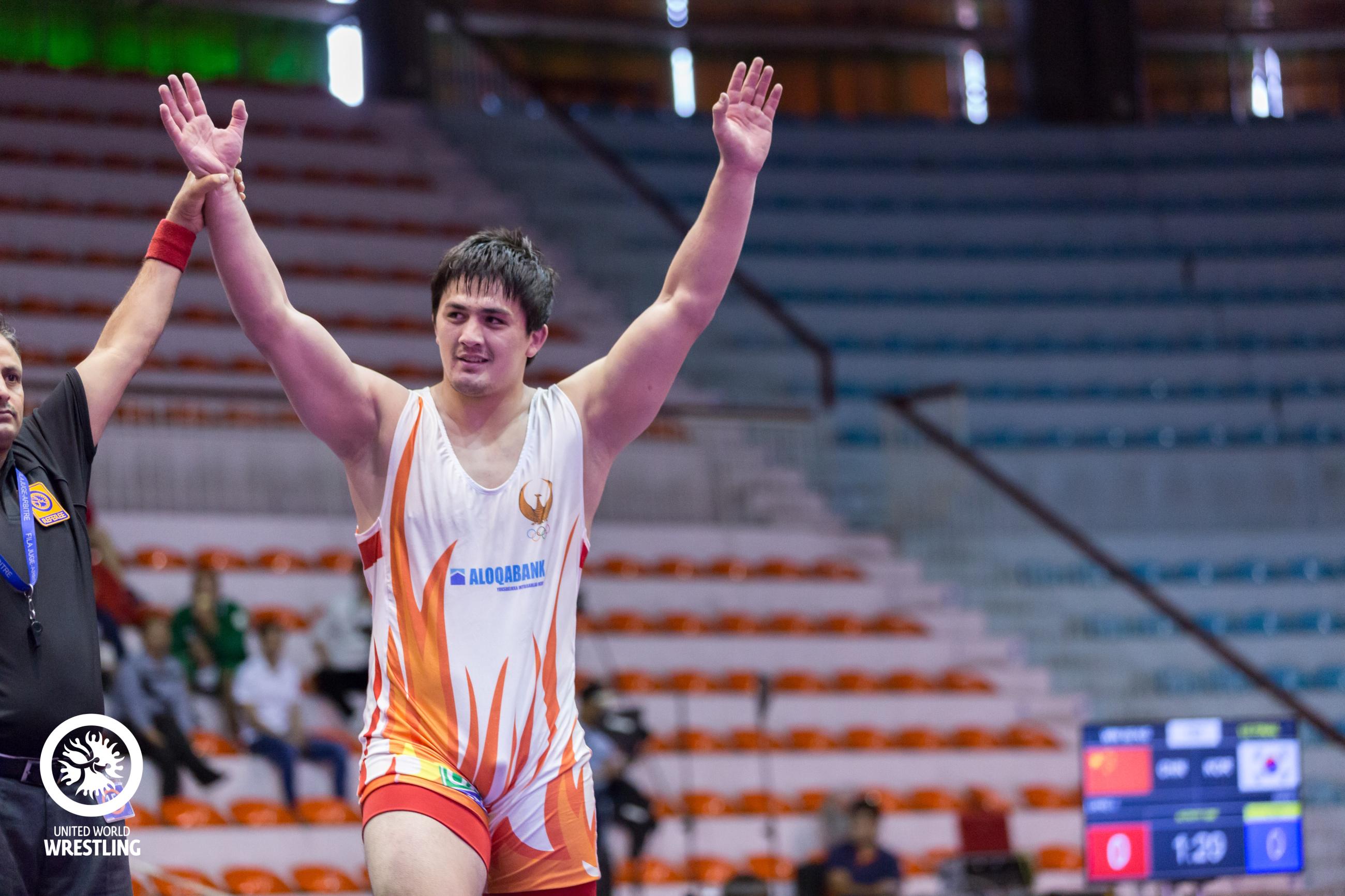 Rakhimov Sticks Three-Time World Champion Steveson | United World Wrestling