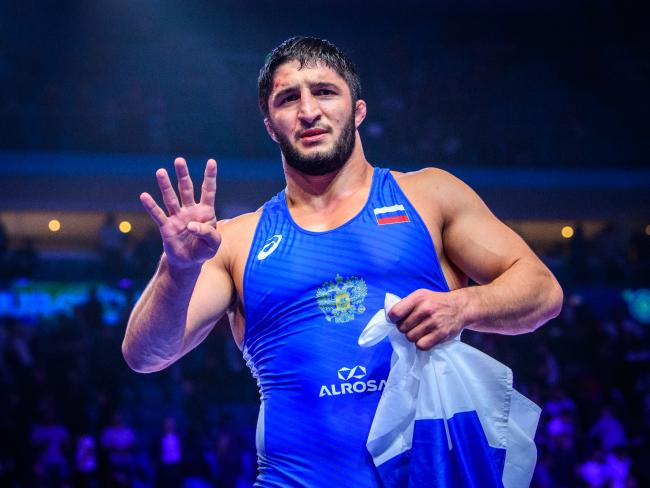 Sadulaev Still Reigns Supreme at 97kg with Win over Sharifov; Yazdani ...