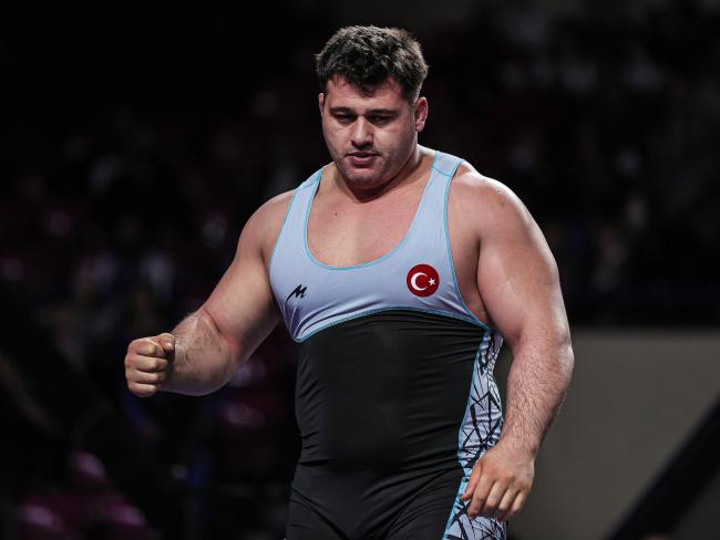 Kayaalp, Maskevich Dominate Through Finals; Russia Wins WW Title ...