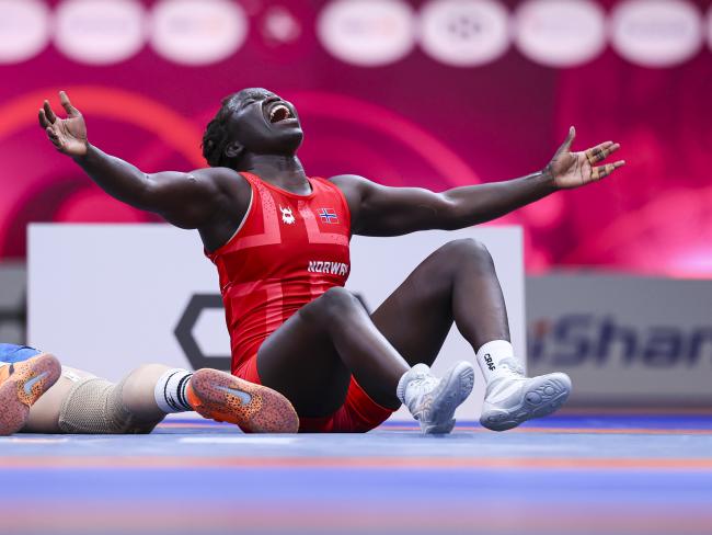 Bullen bullies her way to 65kg gold; Ukraine wins team title | United ...